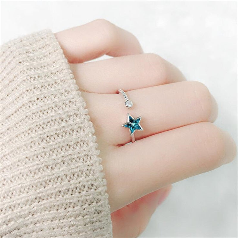 Deep Sea Blue Star Ring - Pastel Kitten